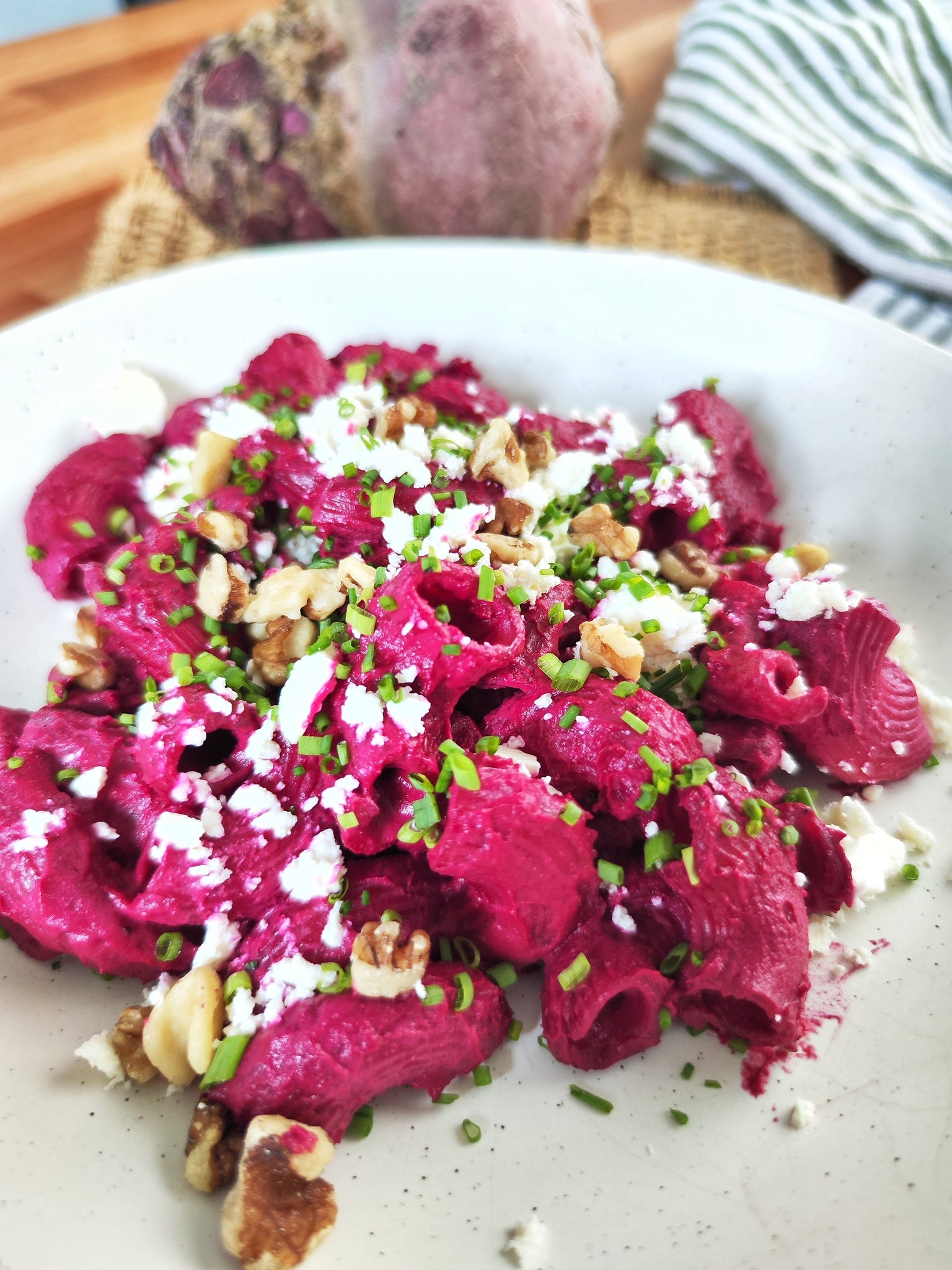 Creamy Beetroot Pasta Sauce – Easy Pink Pasta Recipe – Misfit Garden