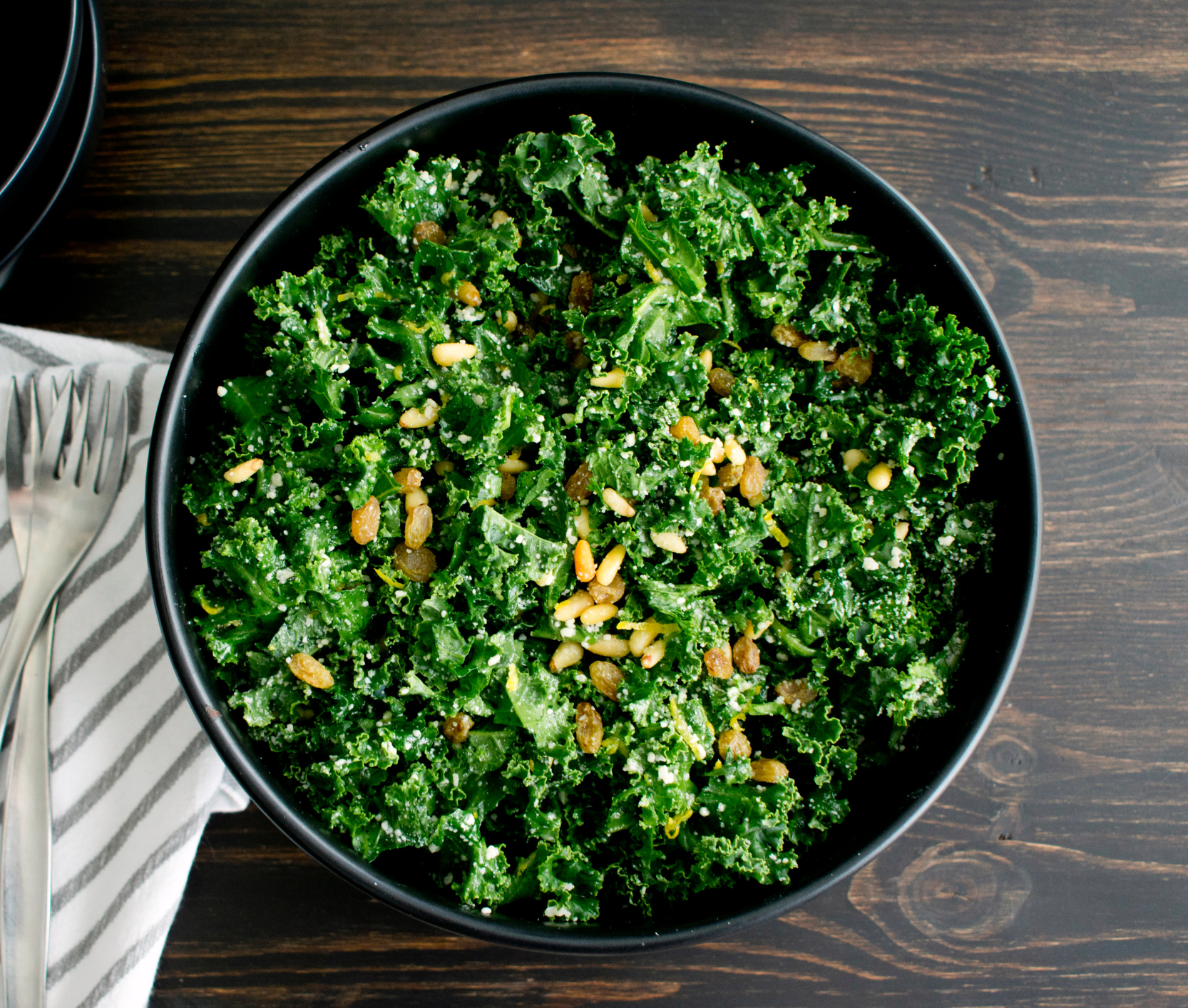 Massaged Kale Salad with Tahini Dressing | Easy Healthy Recipe – Misfit ...